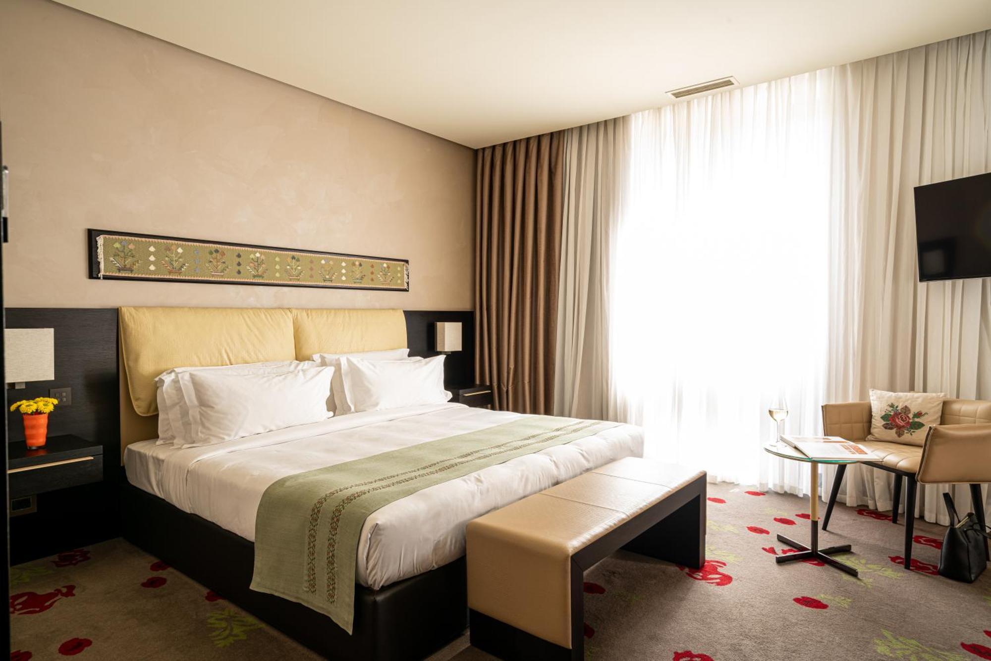 HOTEL BERD'S DESIGN | ⋆⋆⋆⋆⋆ | CHISINAU, MOLDOVA | SEASON DEALS FROM $94